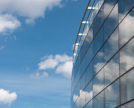 3M™ Prestige Exterior Sun Control Window Film